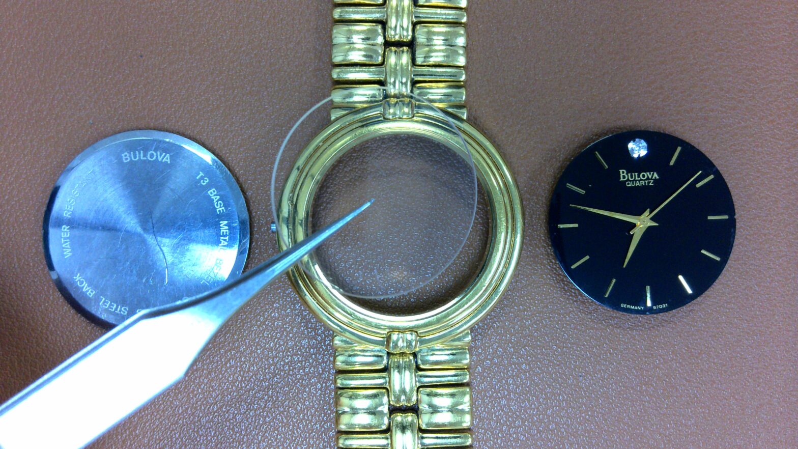 Bulova Crystal Replacement - watchrepairsusa.com